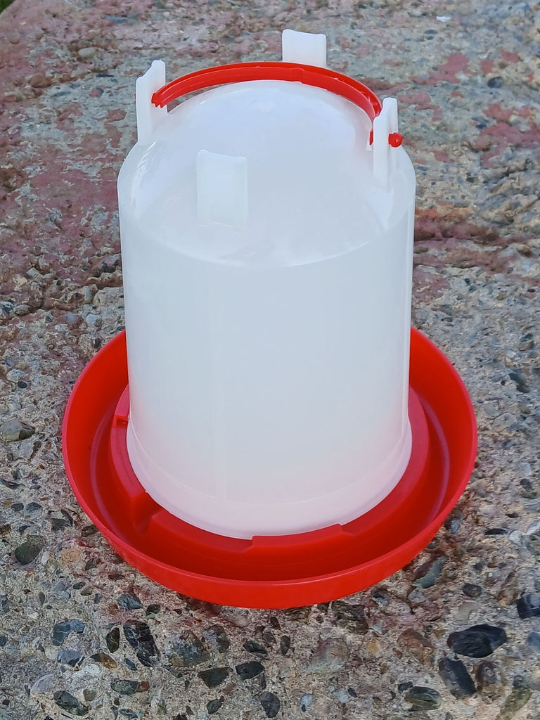 Plastic Chicken Drinker - 3L – Chicken Caravan